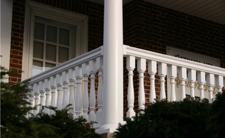 5000 Series Vinyl Railing - Superior Plastic Products